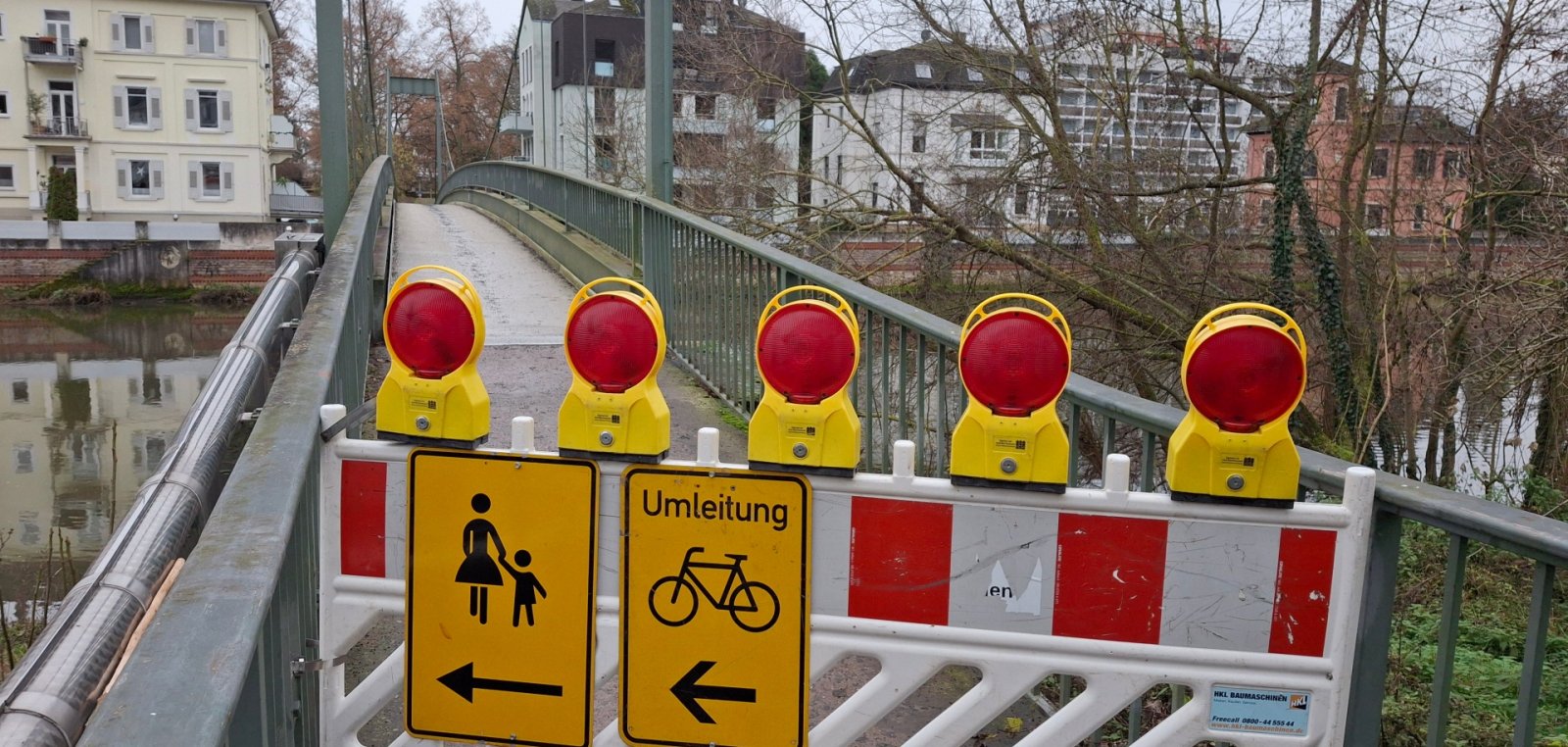 Sperrung der Quellenhofbrücke: Weiteres Vorgehen wird im Fachausschuss ...